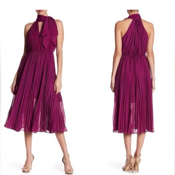 Betsey Johnson | Dresses | Betsy Johnson Halter Neck Tie Pleated Midi ...